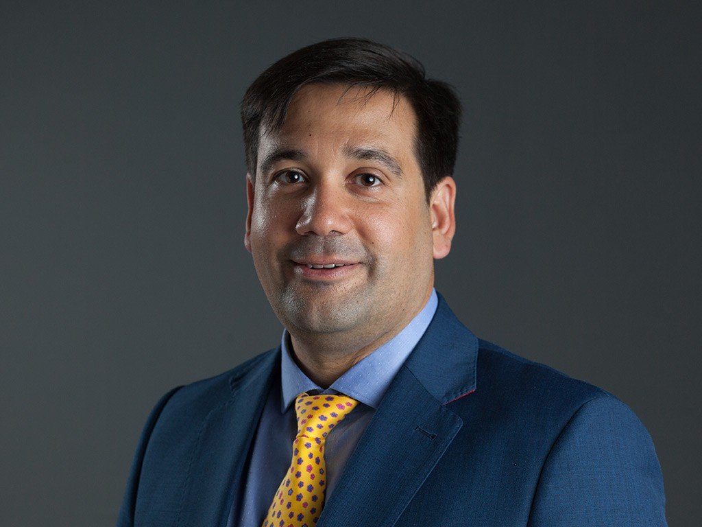 Dr. Oscar Ares - formate.aware.doctor